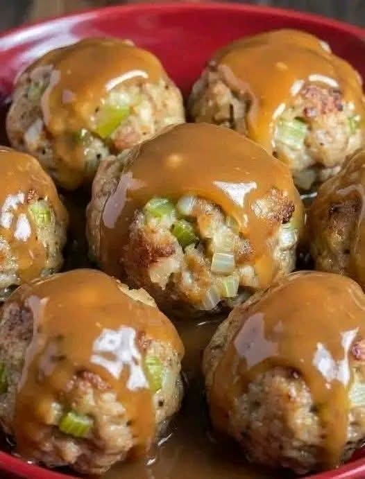 Leftover Turkey Stuffing Balls Recipe - Yummy Recipes
